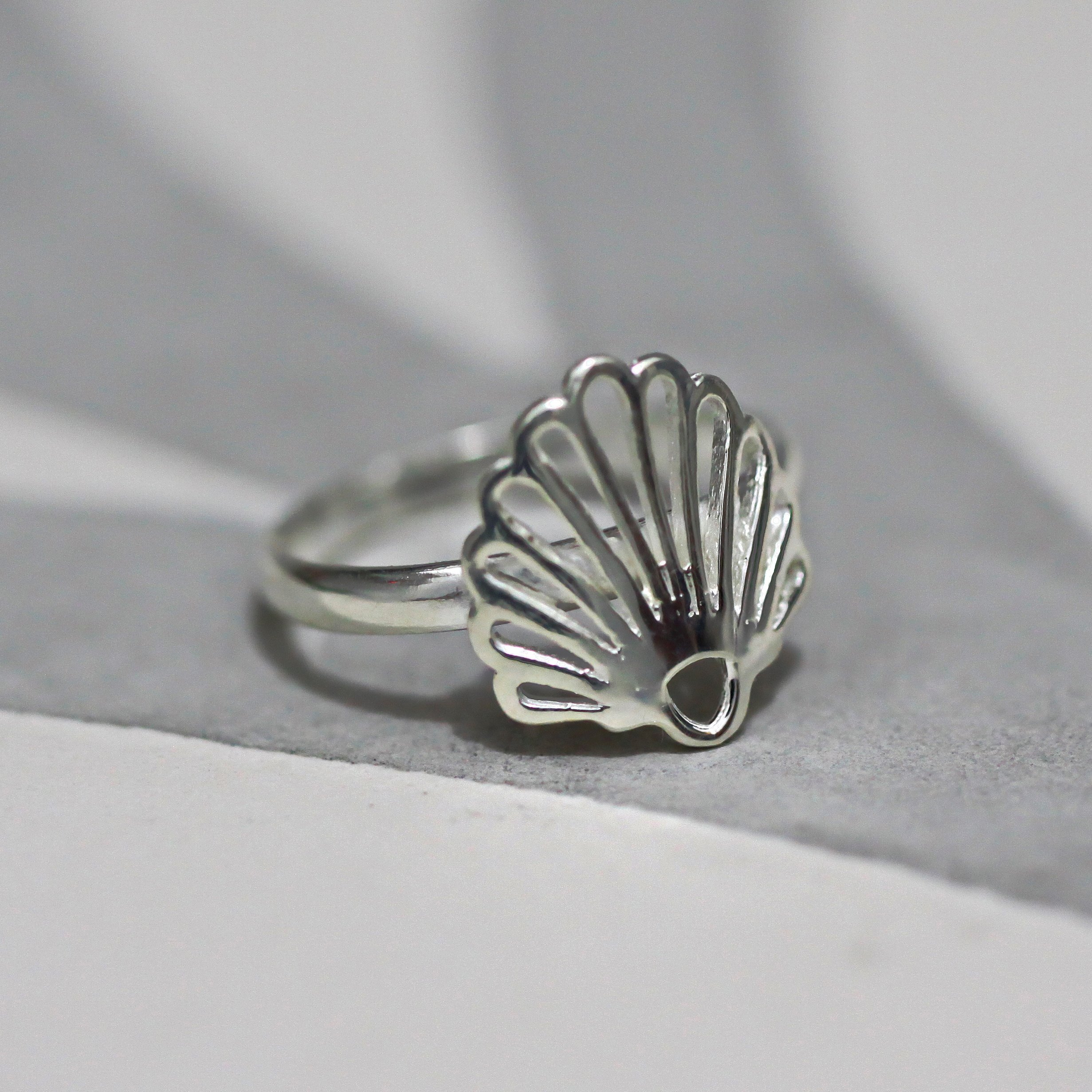 Sterling Silver Sea Shell Ring - RG0165025